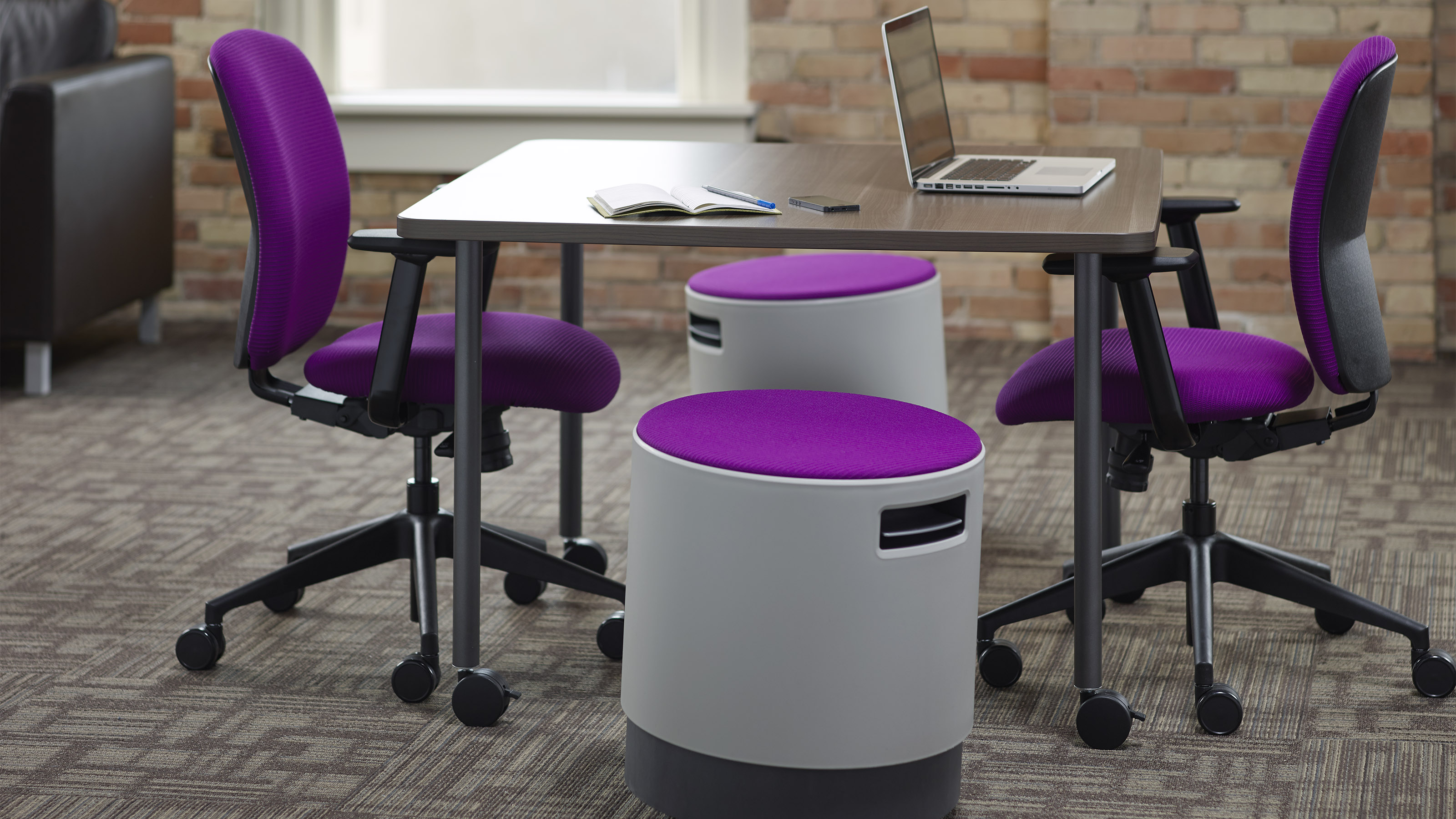 Jack | Perdue Office Interiors