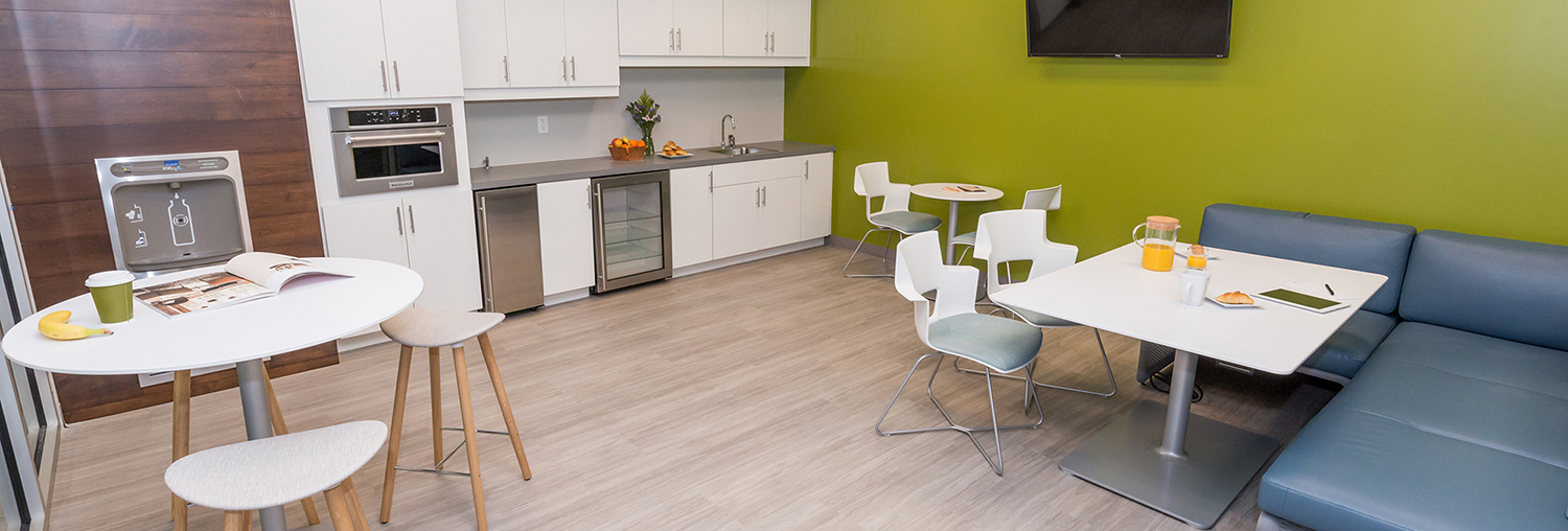 Modern Office Design Offers Team Collaboration at ICG | Case Study