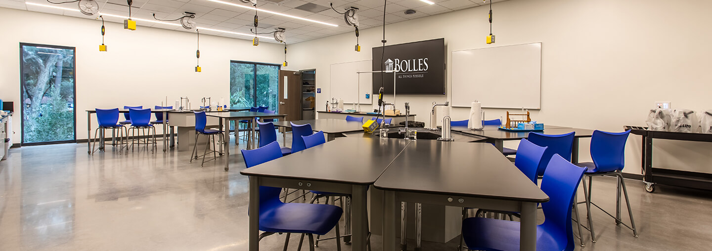 Versatile Classroom Furniture Design for The Bolles School